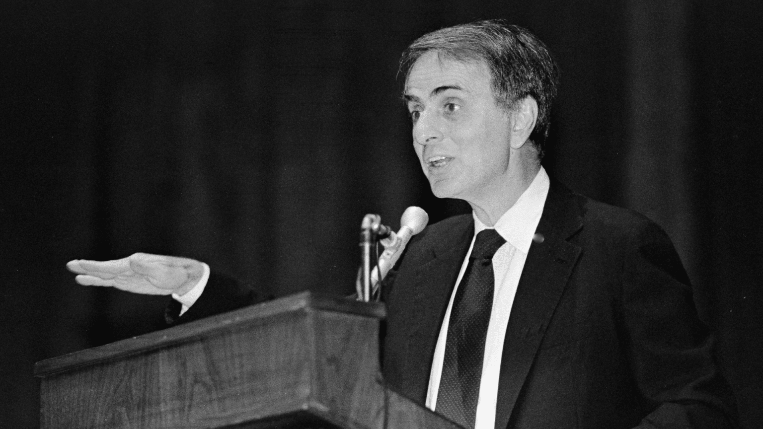 39 Famous Astrophysicists That Helped Us Understand Space - Philip Metzger