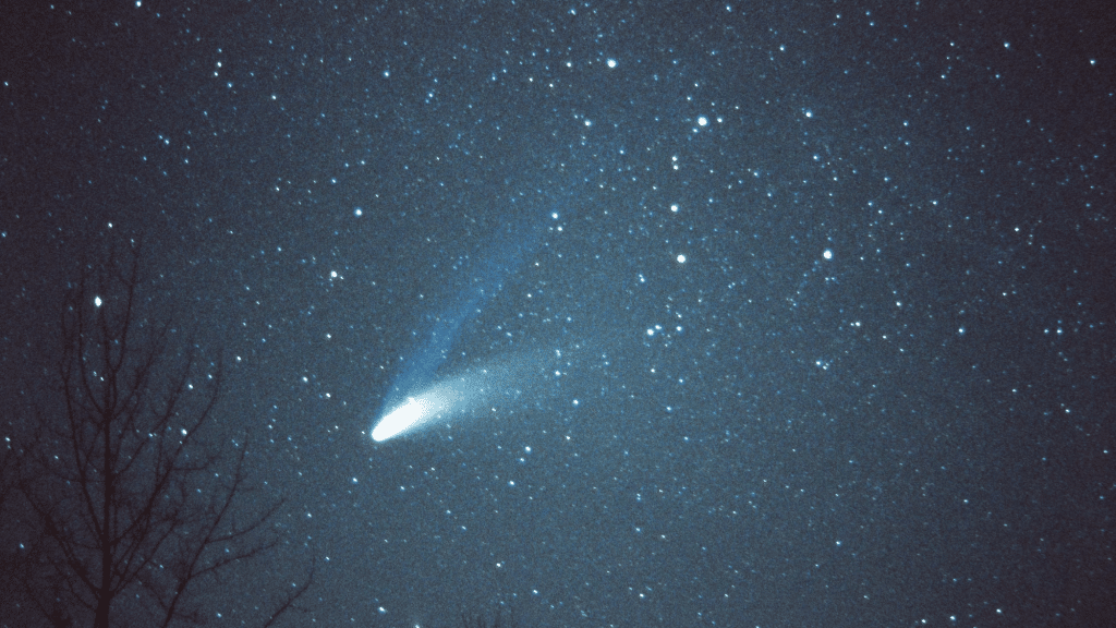 32 Amazing Facts About Comets You Need to Know - Philip Metzger
